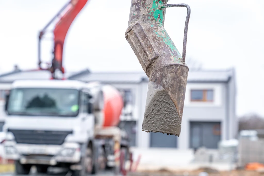 Ready-Mix Vs Bagged Concrete: What’s Cheaper & More Efficient For Your ...